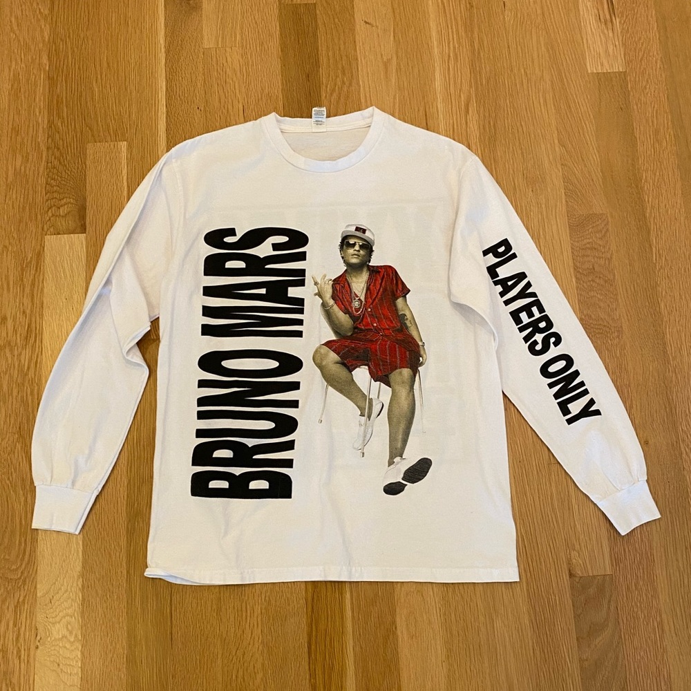 Bruno Mars Magic World Concert Tour White Long Sleeve… - Gem